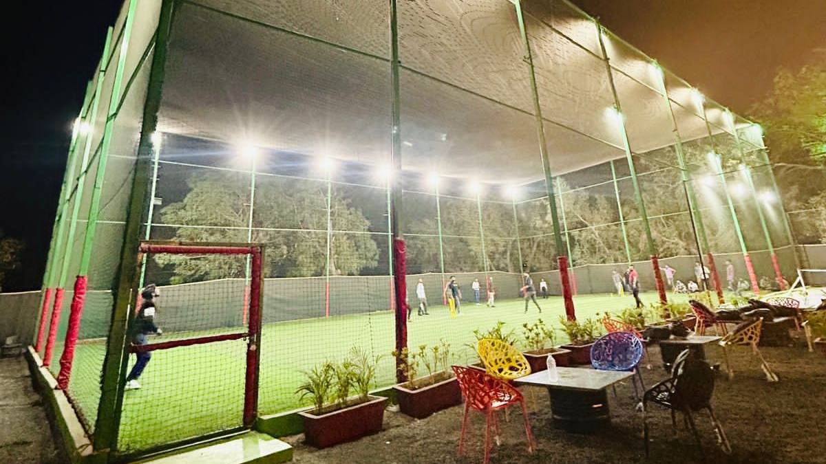 Box Cricket Venues in Ahmedabad - Hudle